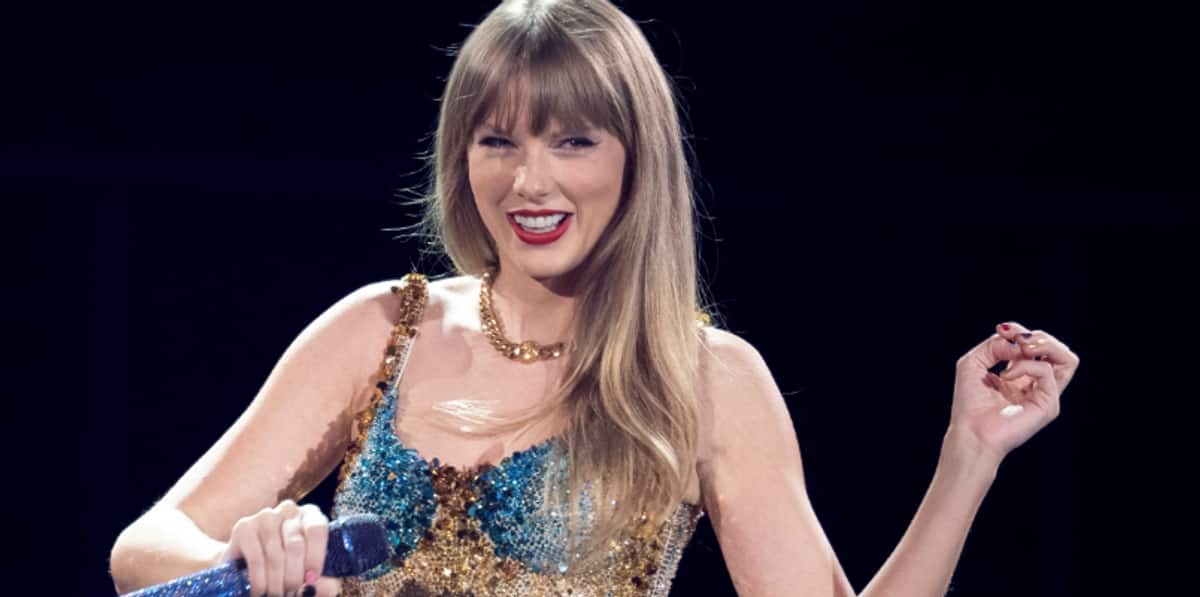 12 Timeless Taylor Swift Quotes on Love, Friendships, and Life