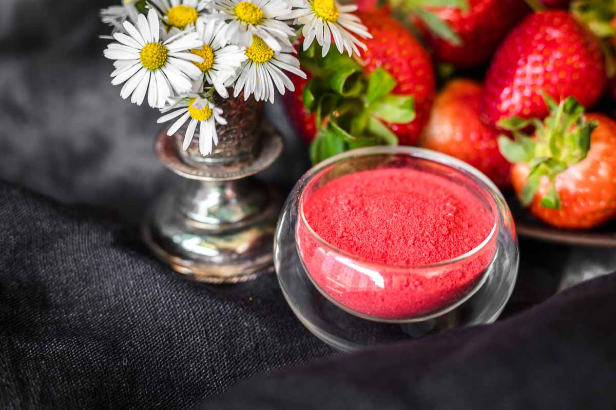 Friends Will Not Stop Talking About 17 Strawberry Creations