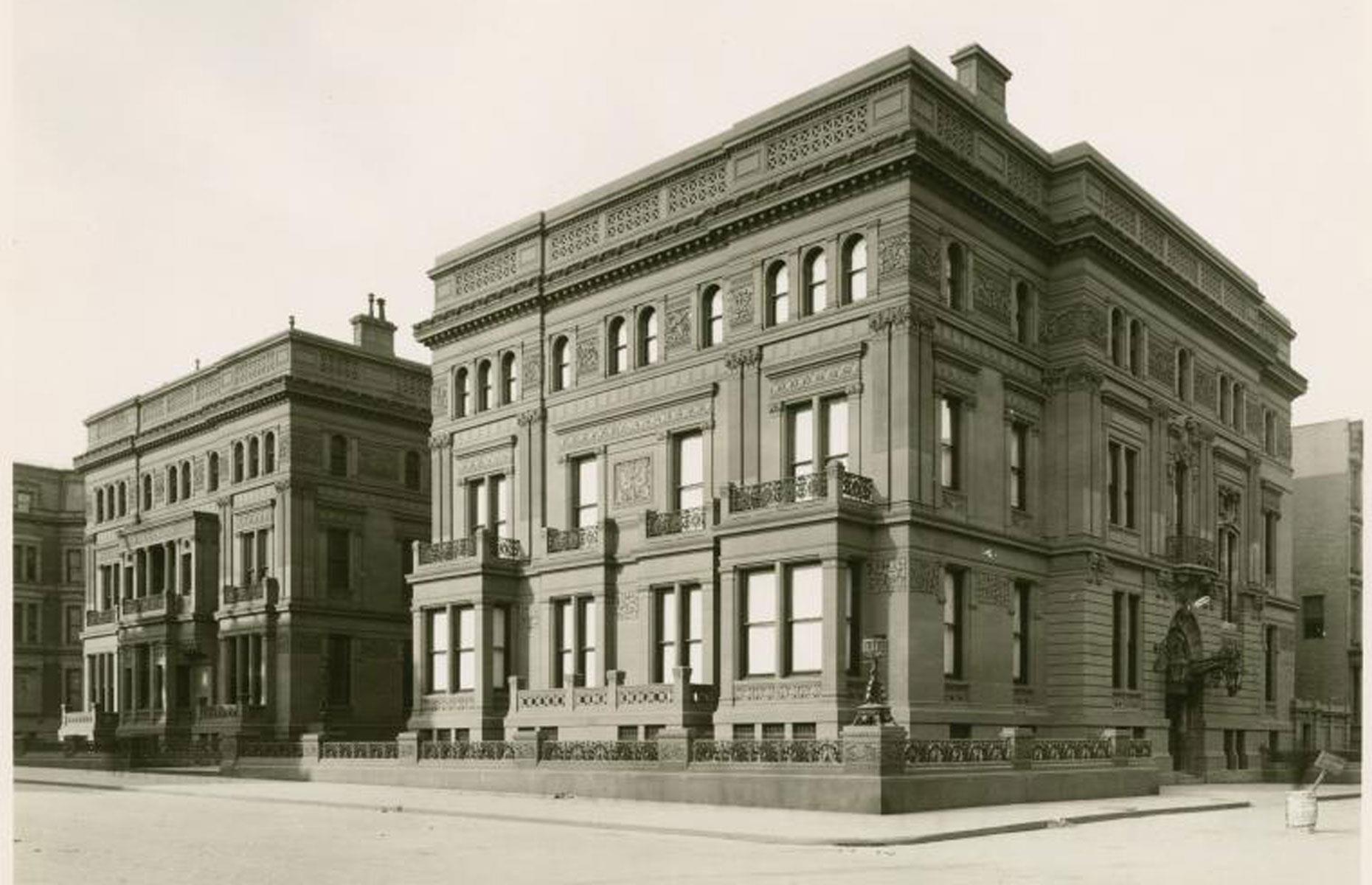 The hidden history behind the Vanderbilt family mansions