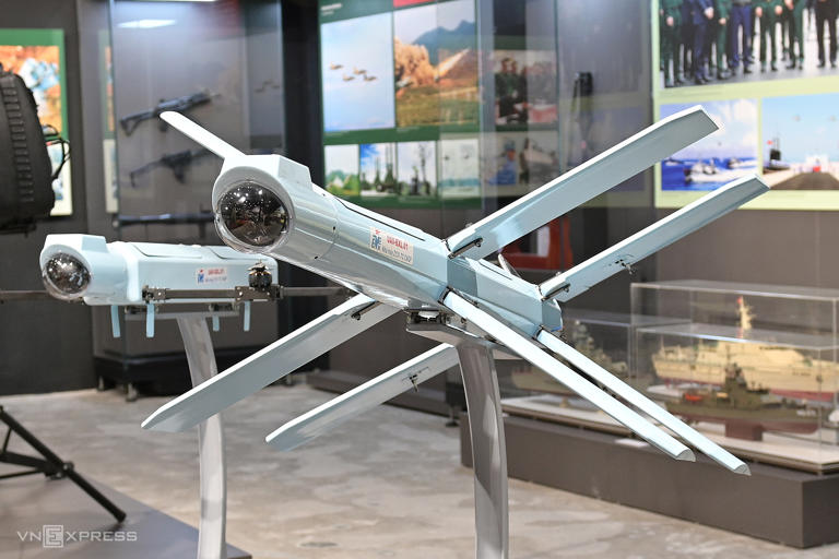 Hai UAV cảm tử do nhóm kỹ sư quân đội chế tạo