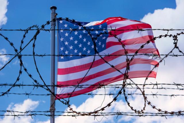 ¿Se puede viajar dentro o fuera de Estados Unidos con un parole? Esto ...