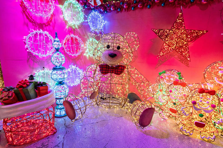 Where's Santa Claus? Track St. Nick's flight to New York with help from ...