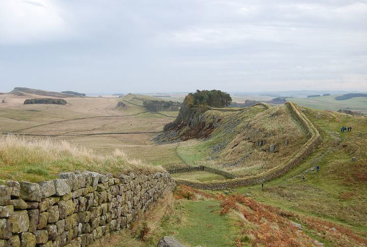 10 Stories Tucked Away at Hadrian's Wall That Fascinate History Lovers 10 Stories Tucked Away at Hadrian's Wall That Fascinate History Lovers