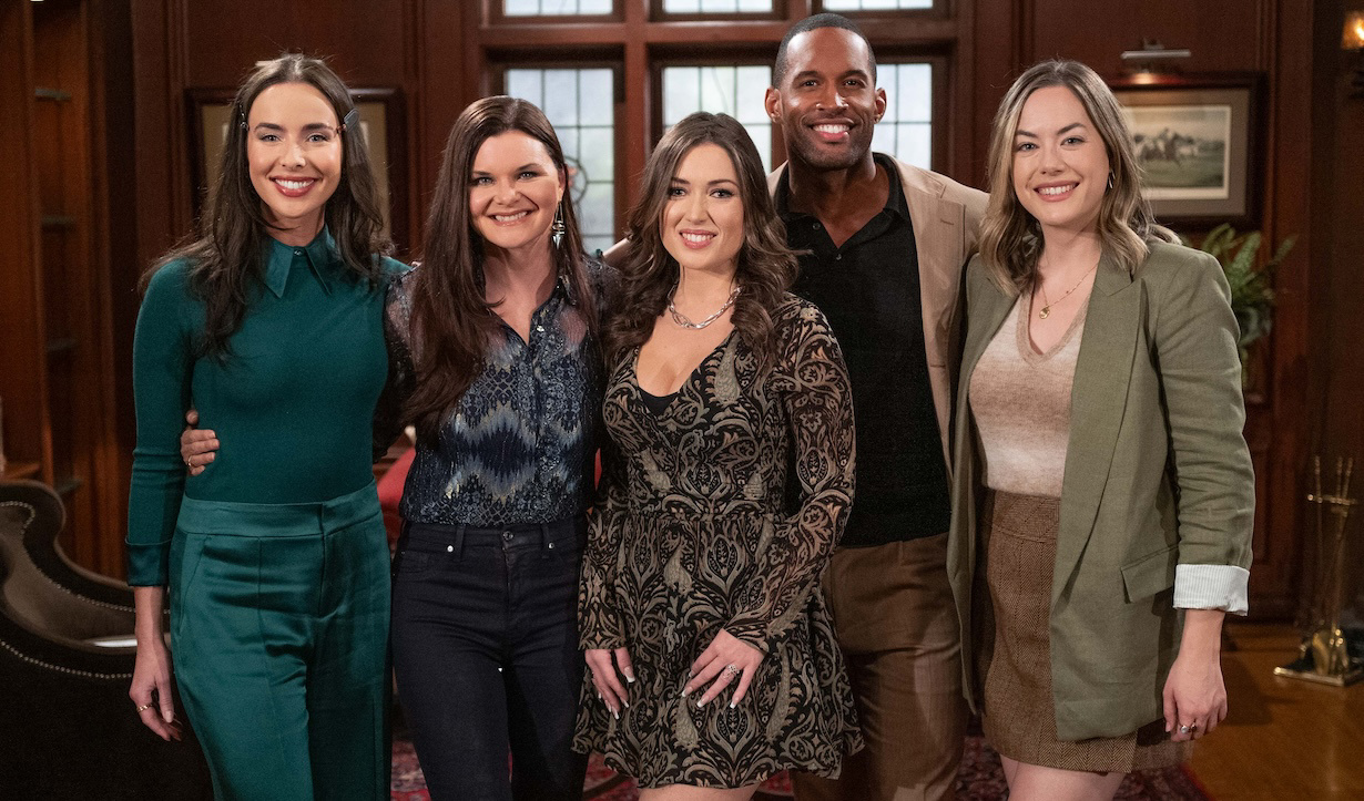 Bold & Beautiful Drops Sneak-Preview Photos of a Returnee's Arrival at ... Bold & Beautiful Drops Sneak-Preview Photos of a Returnee's Arrival at ...