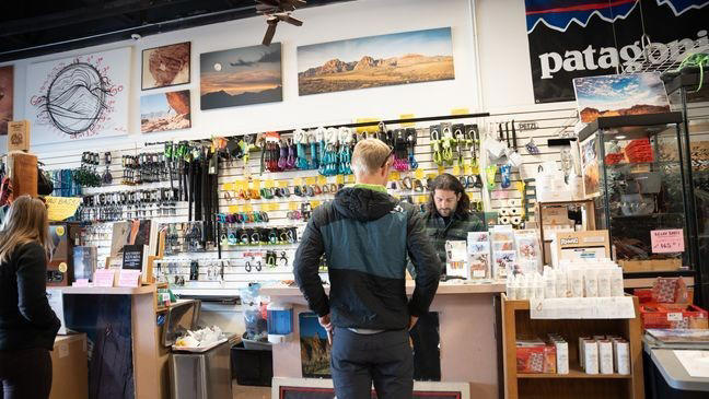 Why hikers are getting stuck on Mt. Charleston trails despite ...