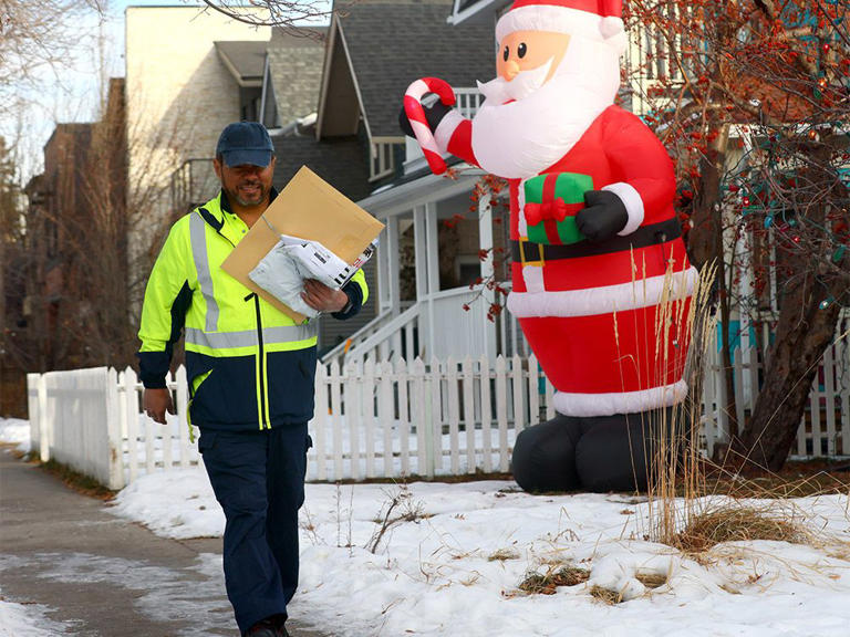 Canada Post deliveries slowly return to normal, as many parcels held ...