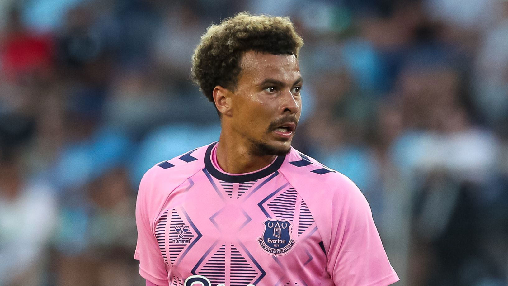 Dele Alli set to start training with Como on Boxing Day as Cesc ... Dele Alli set to start training with Como on Boxing Day as Cesc ...