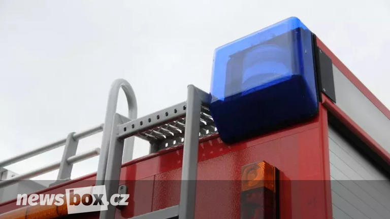 Požár v pražském divadle. Vzplála opona, proběhla rozsáhlá evakuace