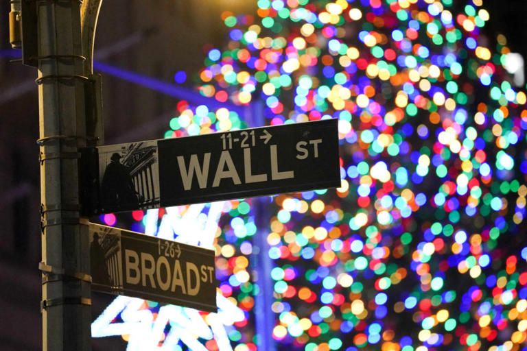 Is the Stock Market Open Today? Here Are the Trading Hours for ...