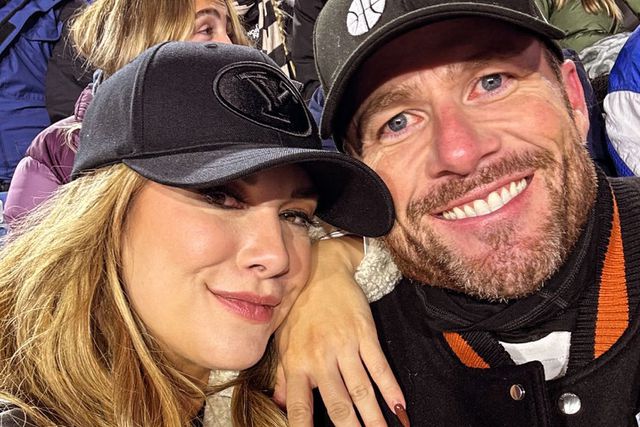 Allison Holker and Boyfriend Adam Edmunds Share a Smooch While Spending ...