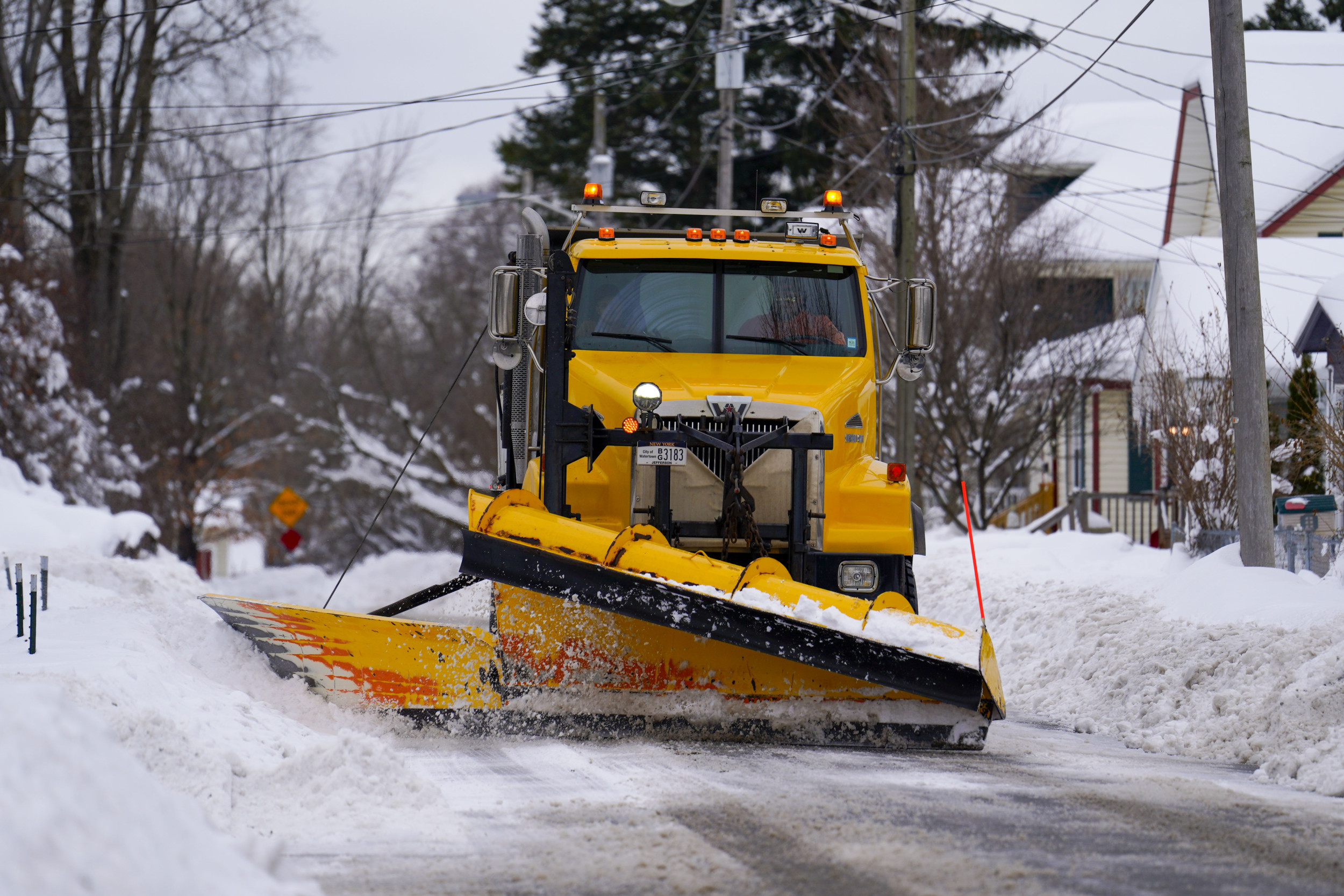 Winter Weather Warnings in 14 States as 18 Inches of Snow to Hit