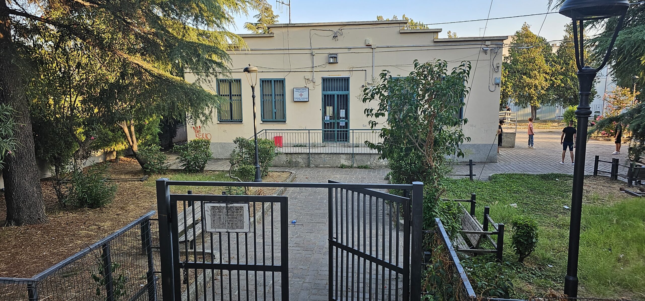 Catanzaro, ristrutturata l'area attrezzata dell'ex circoscrizione di ...