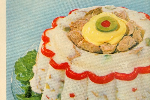 14 Retro American Foods That We Never Want To See Again