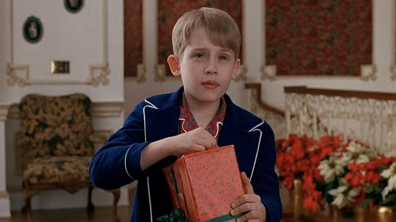 Macaulay Culkin Showed Up At Raw This Week, And The Home Alone Comment ...