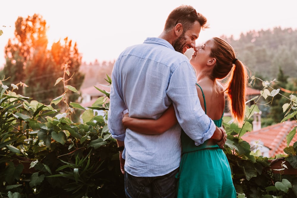 17 Ways Respectful Men Prove Their Love and Commitment