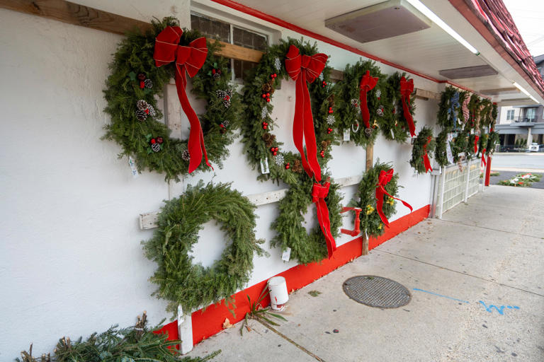 Christmas Eve business hours for Costco, ShopRite, Target, Walmart and more