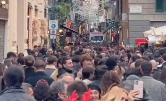 Napoli, Napoli,