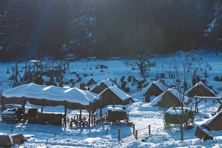 “제작비 300억 어디다 썼냐” 개봉하자마자 반응 확 갈린 한국 영화