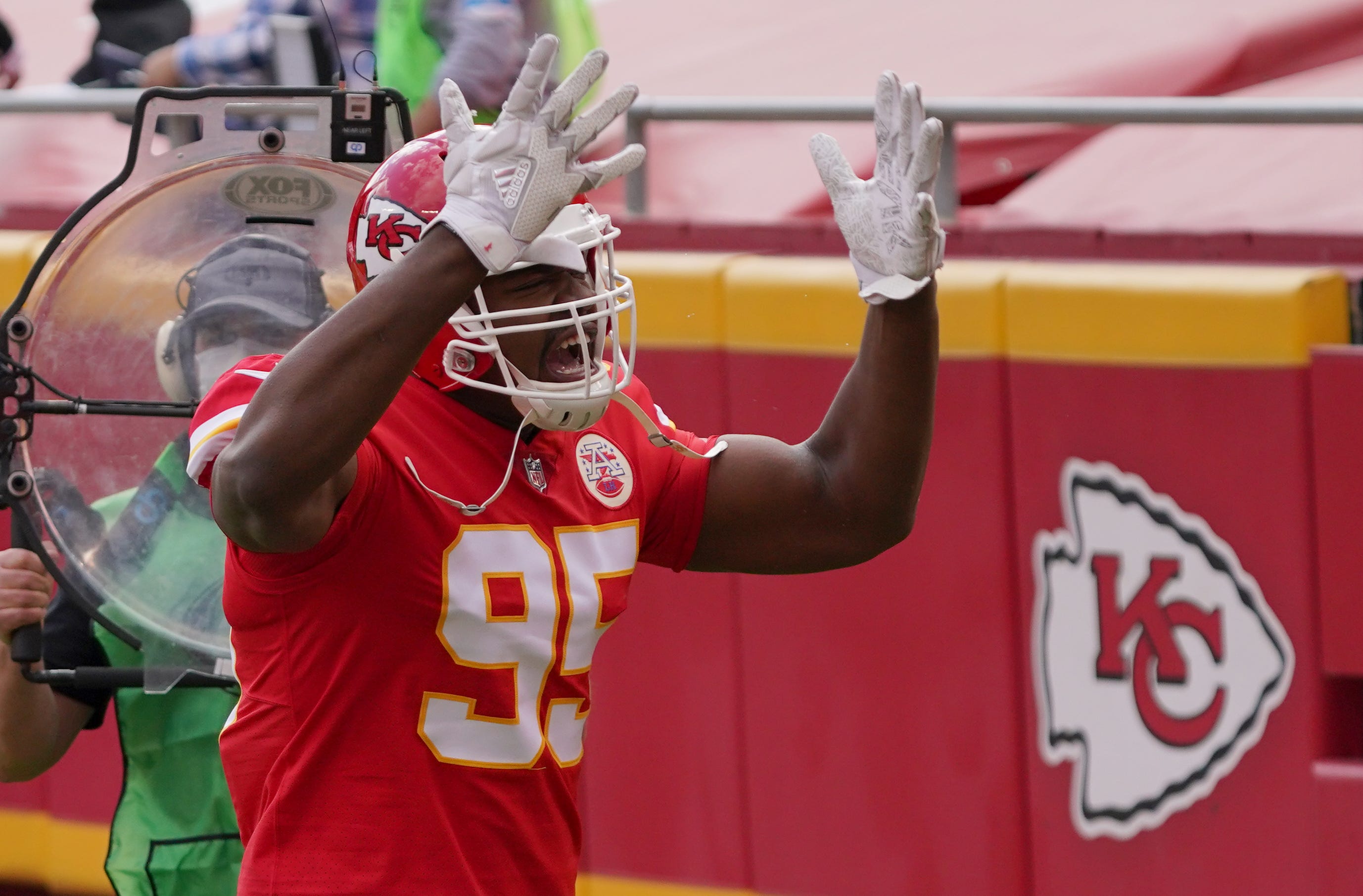 Chiefs injuries: Chris Jones, Jawaan Taylor questionable for matchup vs ...