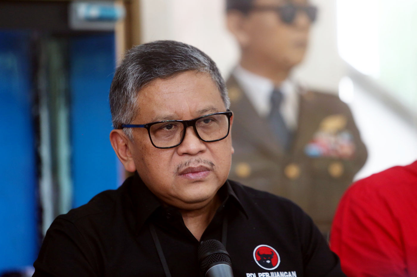 Hasto jadi Tersangka, Ronny Mengonfirmasi Keterangan Bu Mega