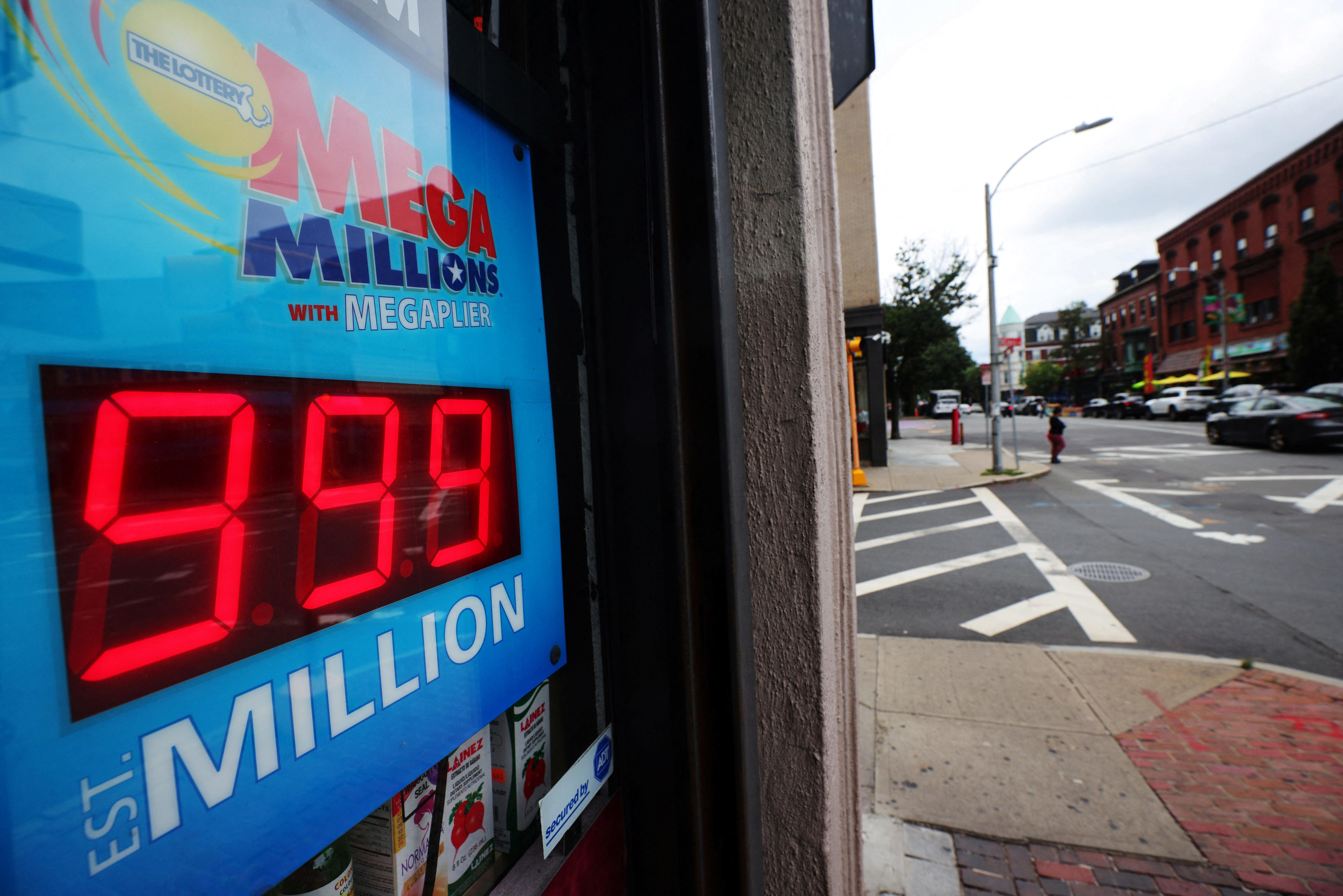 Mega Millions creeps toward $1 billion. What to know about next drawing