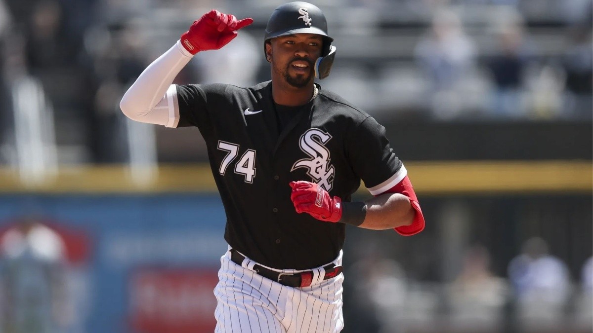 MLB: Eloy Jiménez shows up 'unrecognizable' at Rays camp with his ...