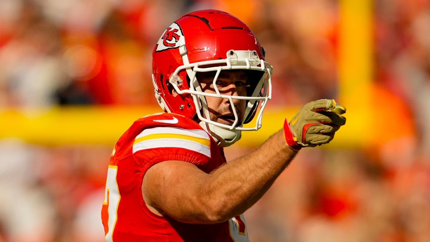 NFL Week 17 picks and score predictions: Chiefs win Christmas thriller ...