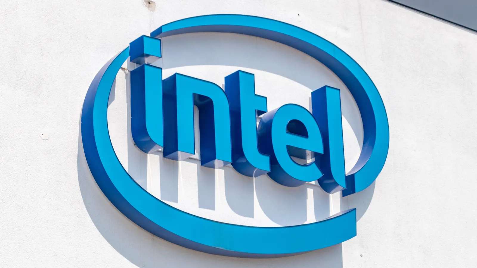 Intel’s Gaming CPUs Now Run Cooler Than Ever