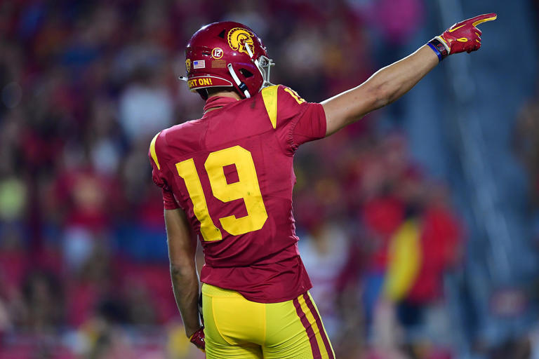 Best photos of FSU transfer Duce Robinson at USC