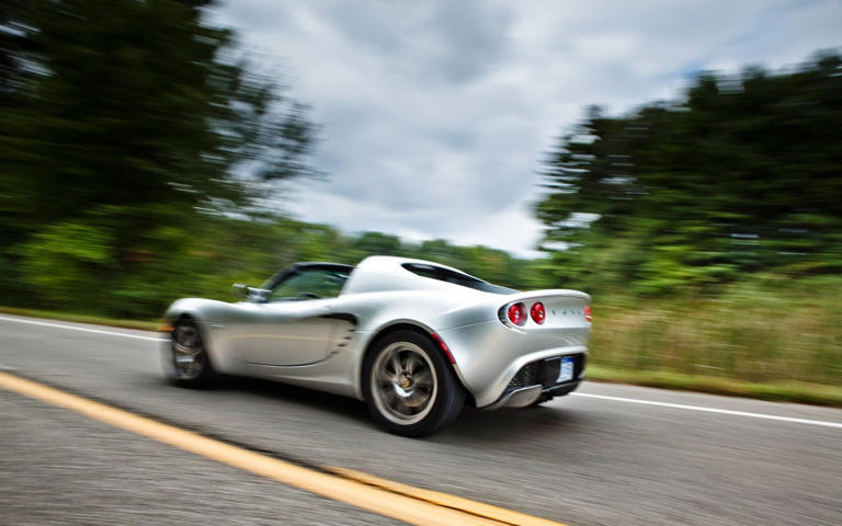 The Lotus Elise: Everything You Need to Know About Hethel’s Lightweight ...