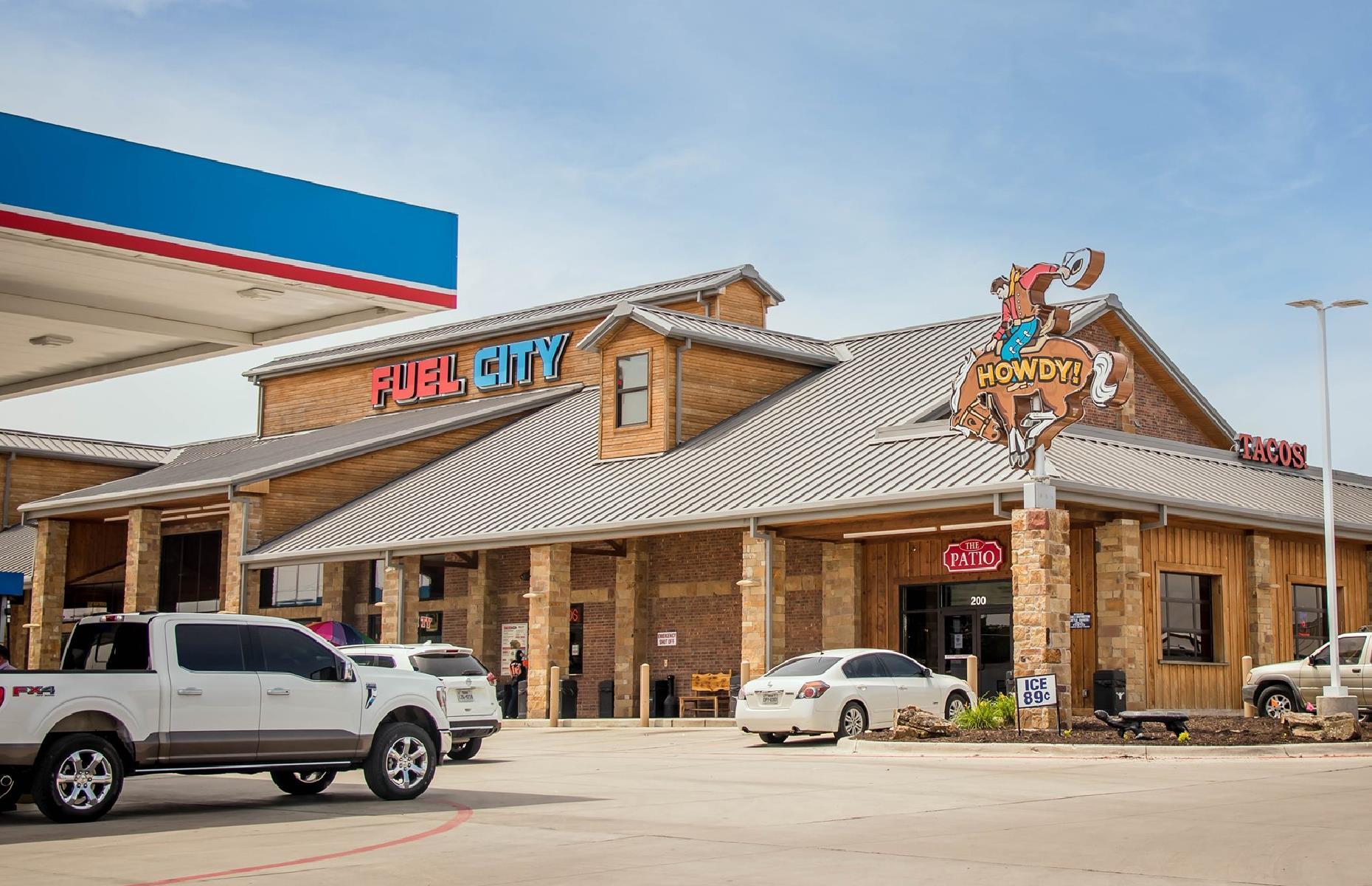 The BEST American Gas Station Restaurants To Fill Your Tank (And Your ...