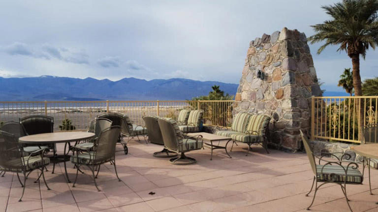 The Inn at Death Valley is serving up luxury in an oasis with epic scenery!