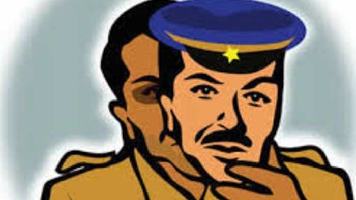 Fake income tax officer: तोतया आयकर अधिकारी पोलिसांच्या रडारवर