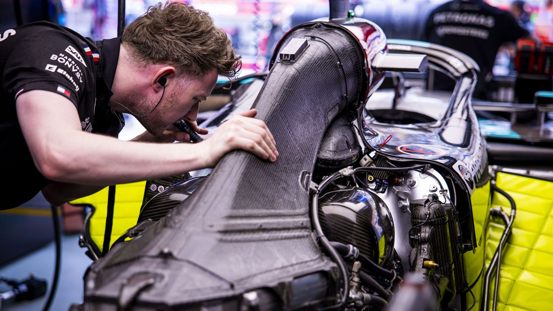 The Difference Between An Formula 1 Engine And A Road Car V6