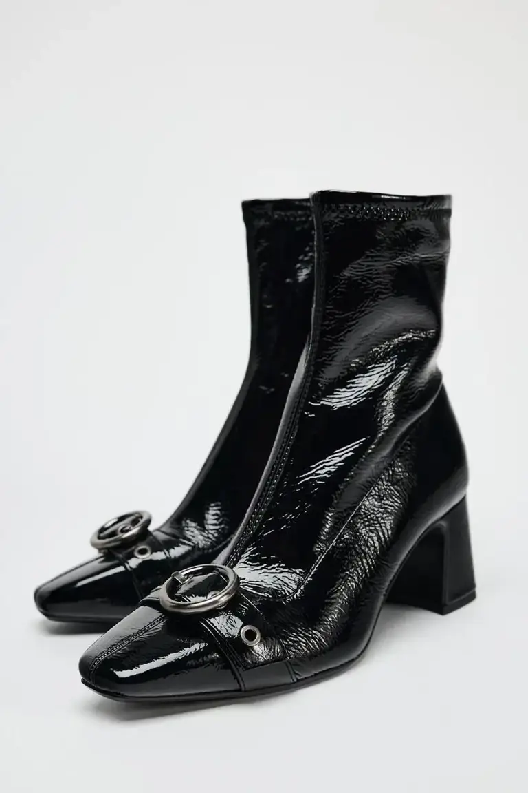 10 botines de Zara modernos y en tendencia