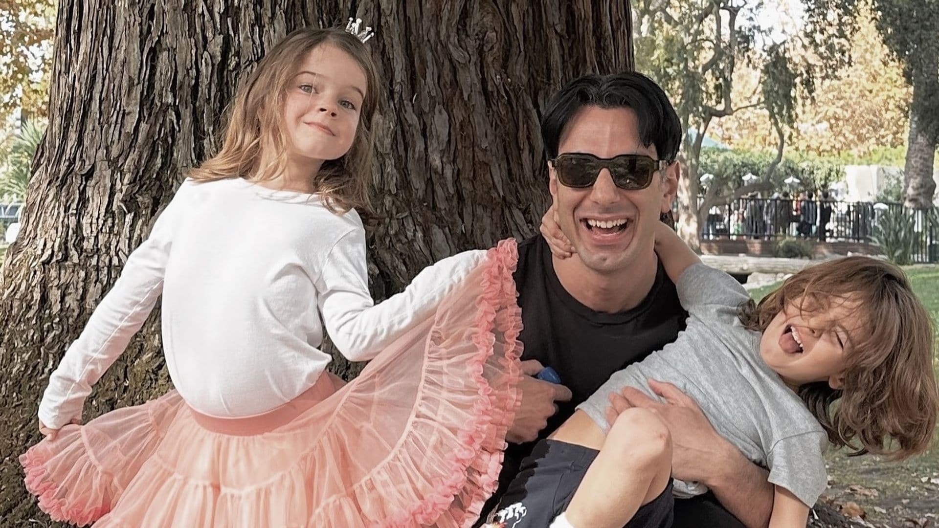 Jwan Yosef comparte nueva foto junto a sus hijos con Ricky Martin antes ...