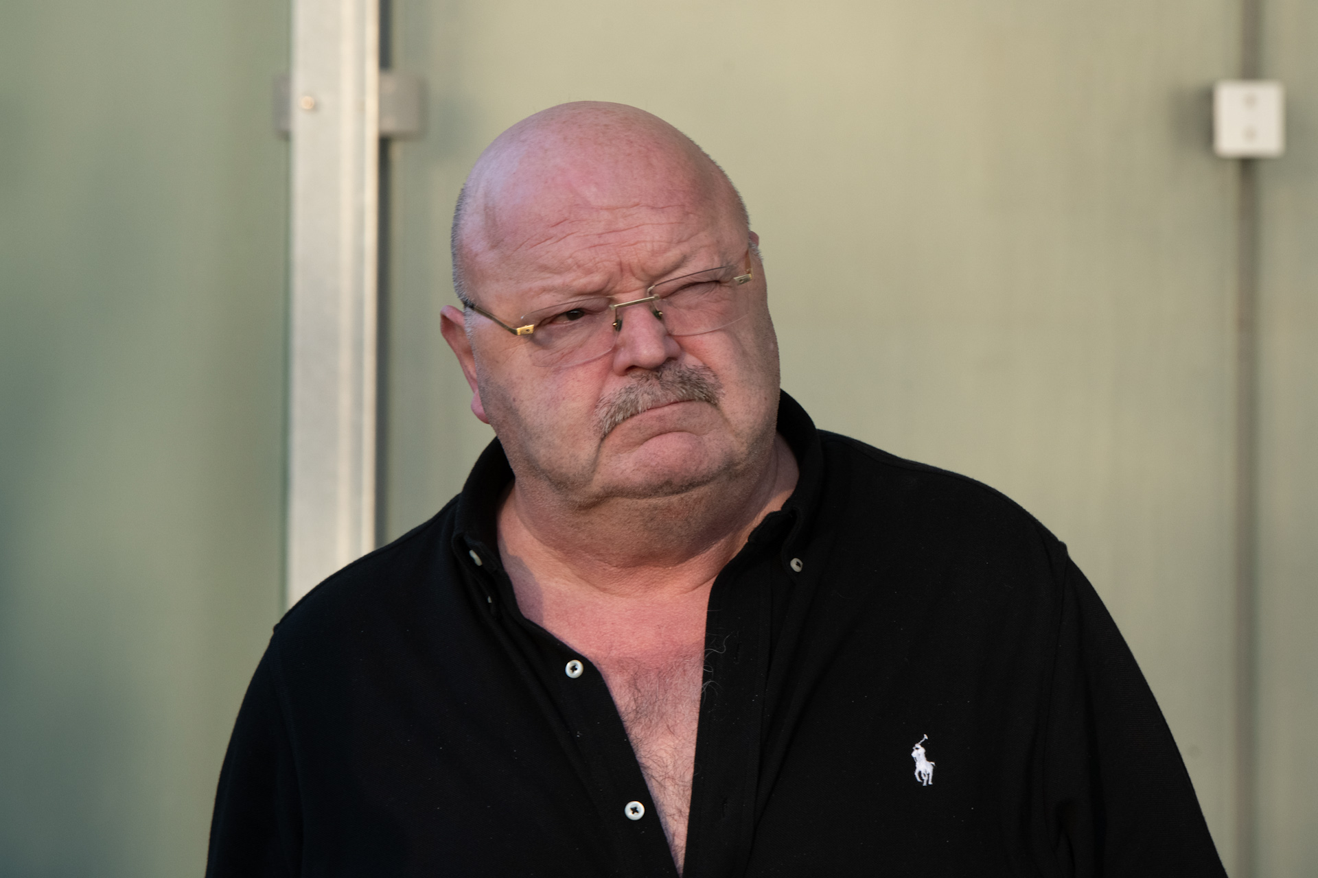 Michel Van den Brande resoluut: “direct terugsturen