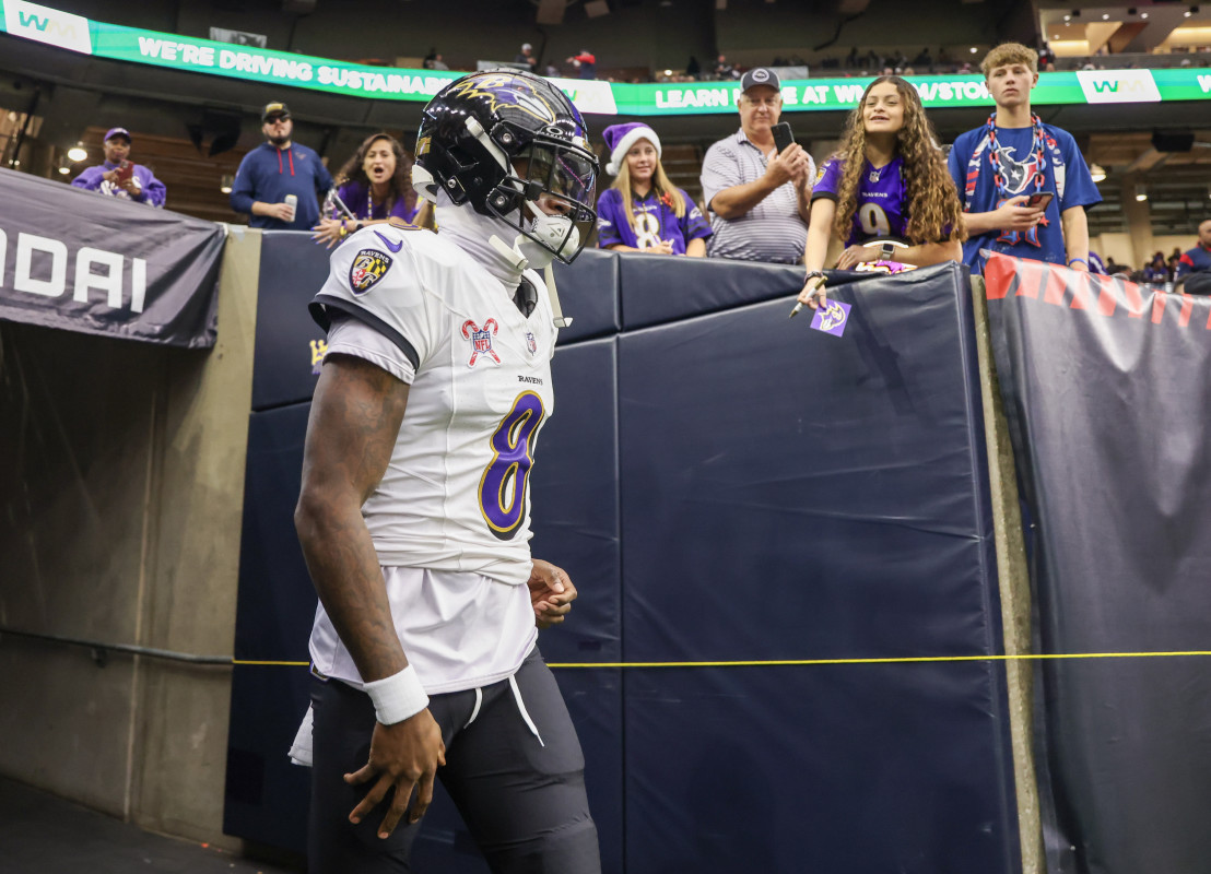 Lamar Jackson Is Having One Of The Best Quarterback Seasons In Pro ...