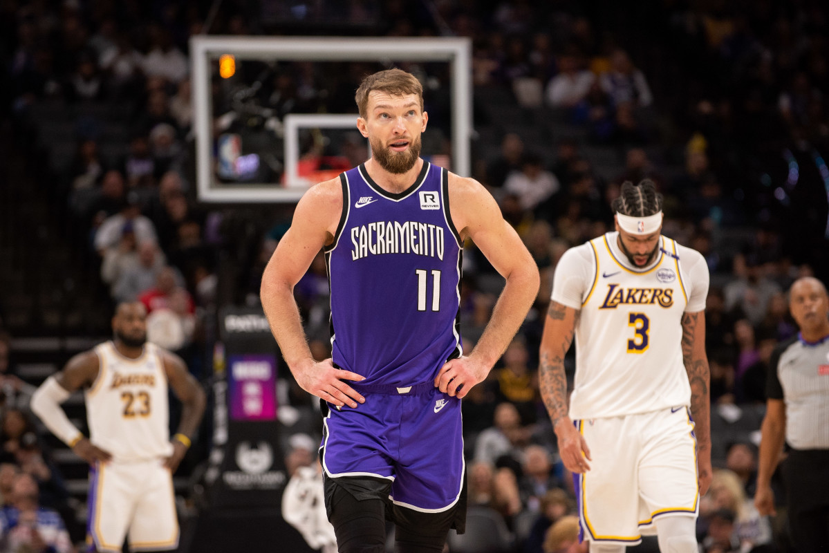 Will Domantas Sabonis, Anthony Davis Play in Kings-Mavericks?