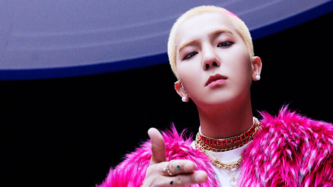 Dispatch Unveils Mino’s Party Photos While on Mandatory Military Service