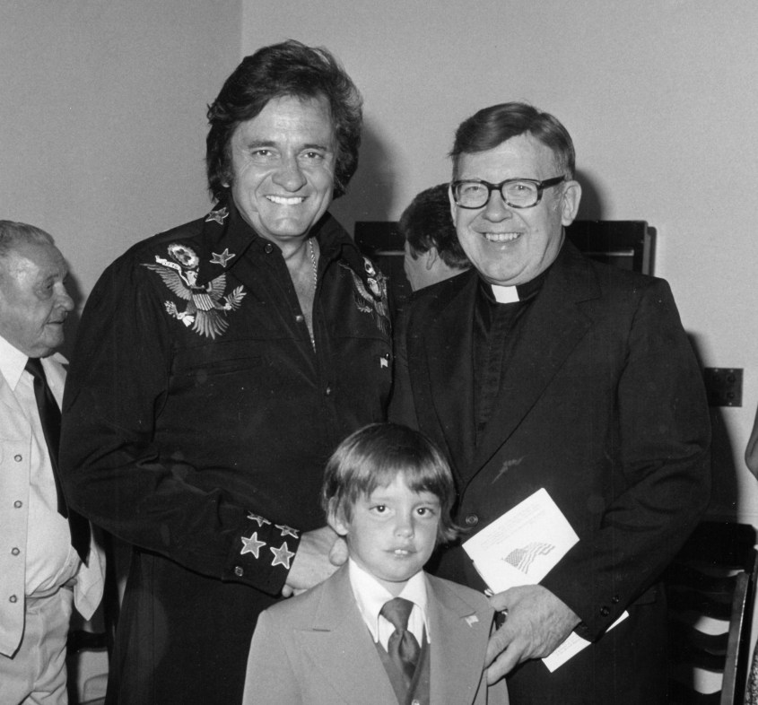 The rock 'n' roll congressman priest from Green Bay who was benched by ...