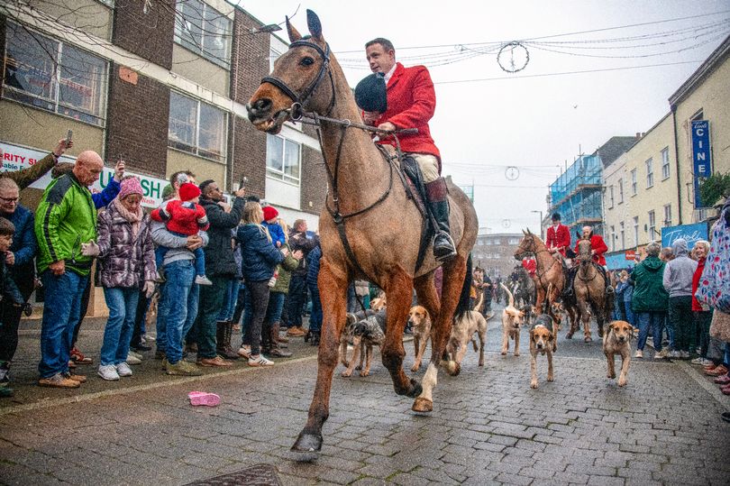 Tiverton hunt row deepens as insults fired at Chris Packham