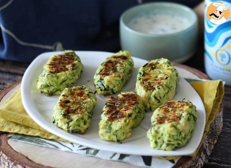 Gebakken courgette gehaktballetjes