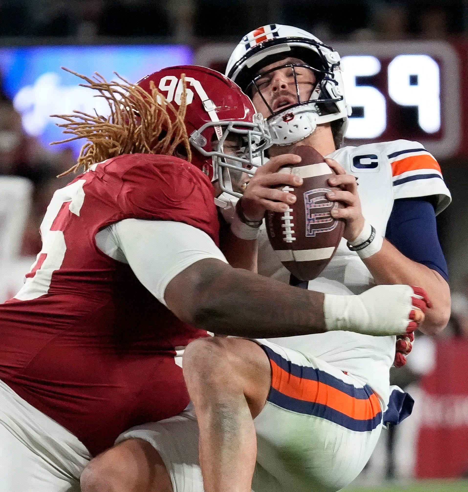 Another Alabama football defensive line starter announces return for ...