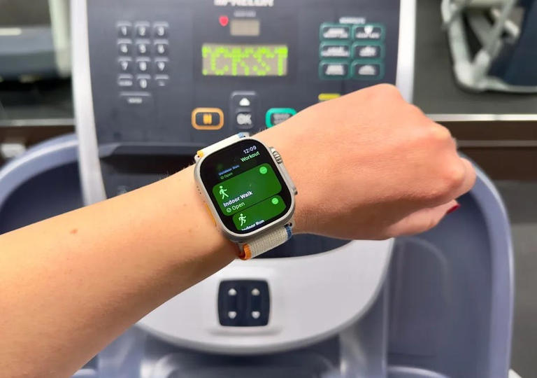 Track Blood Pressure on the Go With This Simple Apple Watch Feature