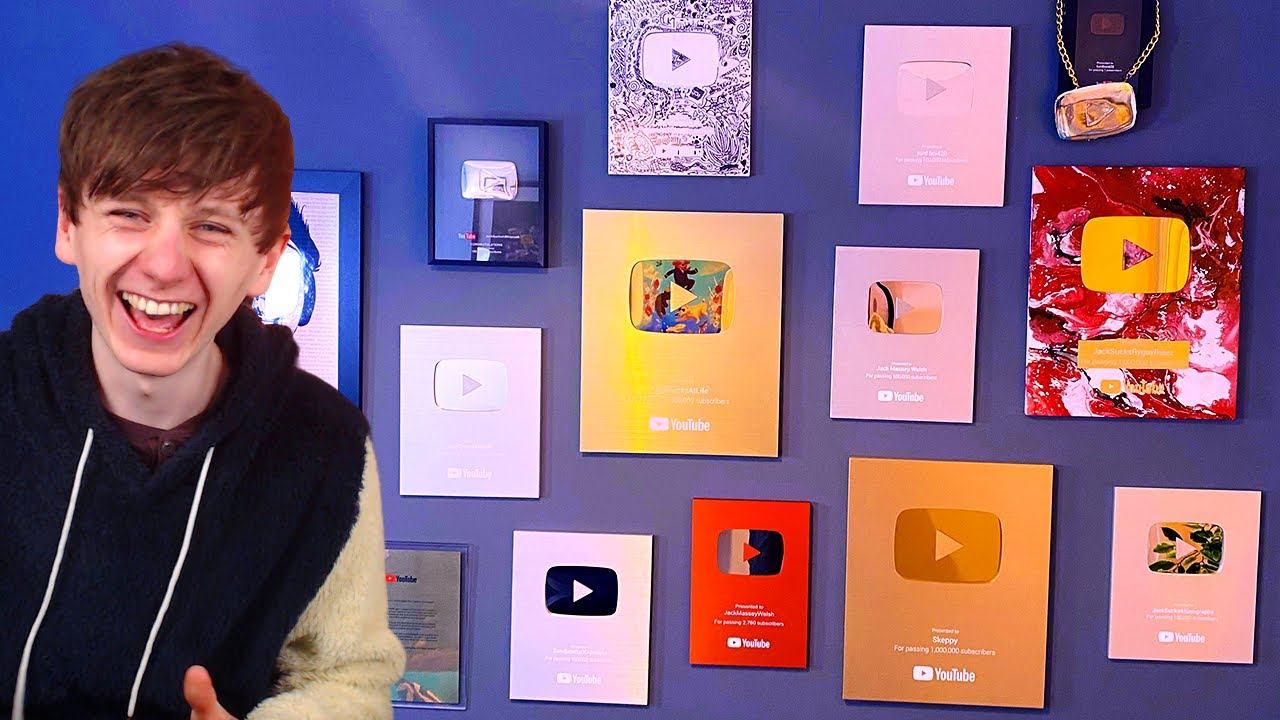 The Youtube Play Button Collection is almost complete!