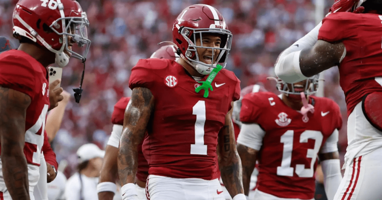 Domani Jackson announces plans to return to Alabama for 2025 season