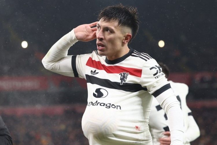 Si Tukang Jagal Sudah Kembali Berlatih dengan Man United, Rival-Rival ...