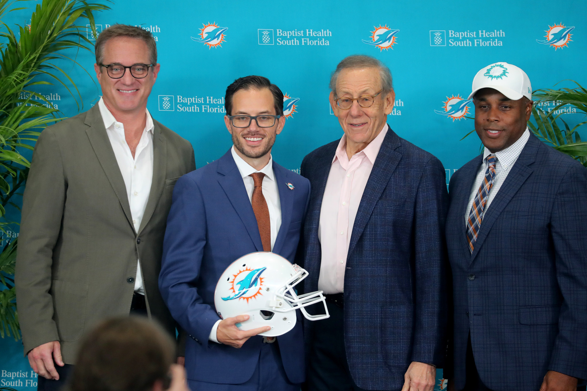 Dolphins owner Steve Ross says he’s bringing back GM Chris Grier, coach ...