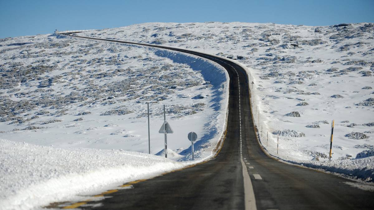 Já caiu a primeira neve da época na Serra da Estrela (mas será de pouca ...